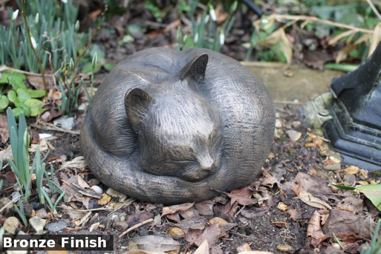 'At Peace' Cat Casket • Pets Remembered